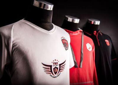 MATERIALS AND FABRICS COMPATIBLE WITH HEAT TRANSFER LOGOS