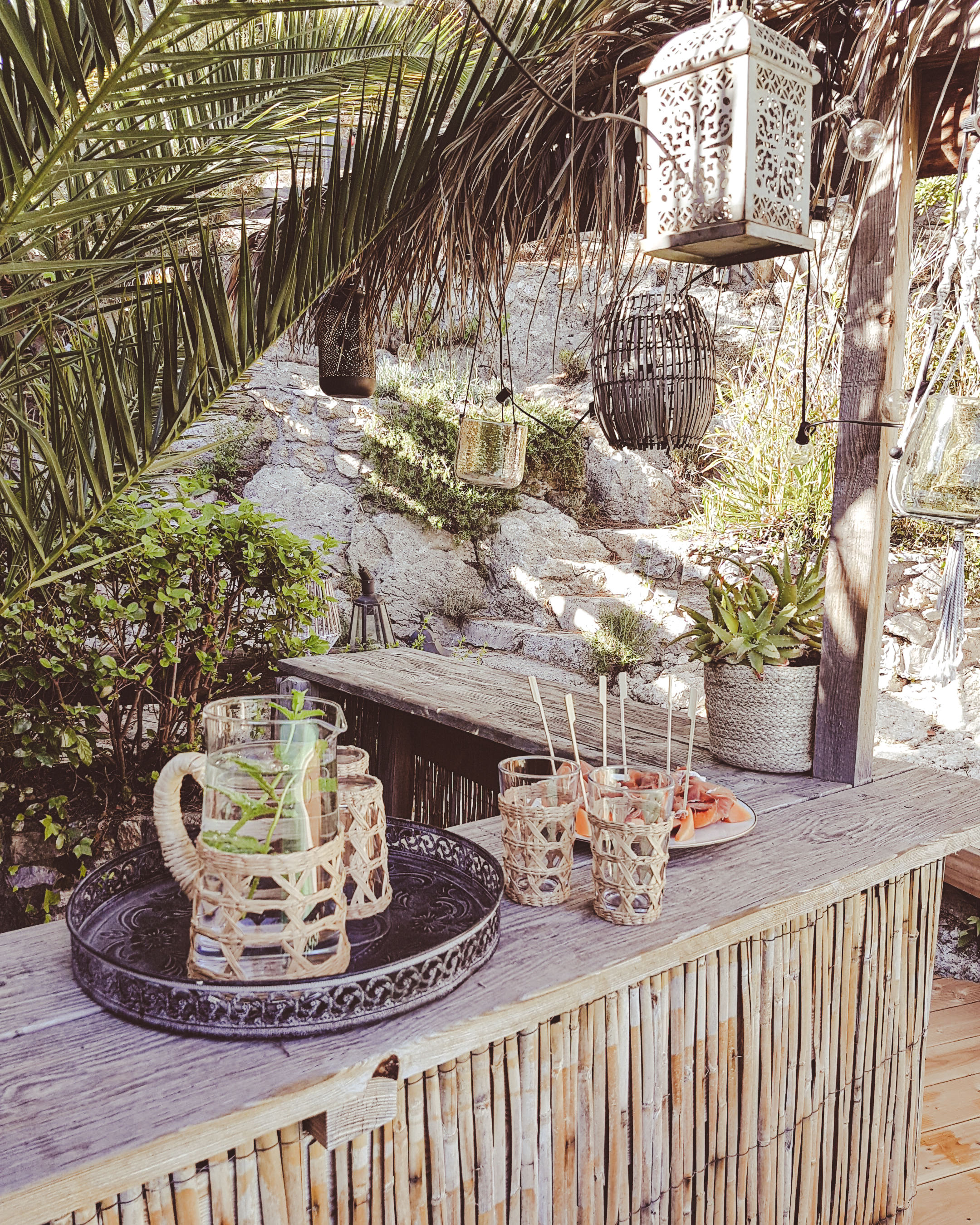 In Provence, people spend a lot of time outdoors